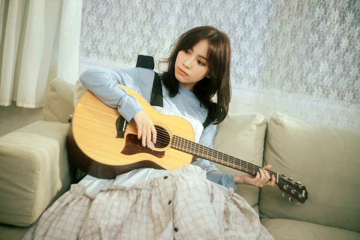 陳佩賢Jesslyn〈21〉破百萬點閱、專輯週榜冠軍 - 暢NEWS - 新聞觀點，暢所欲言